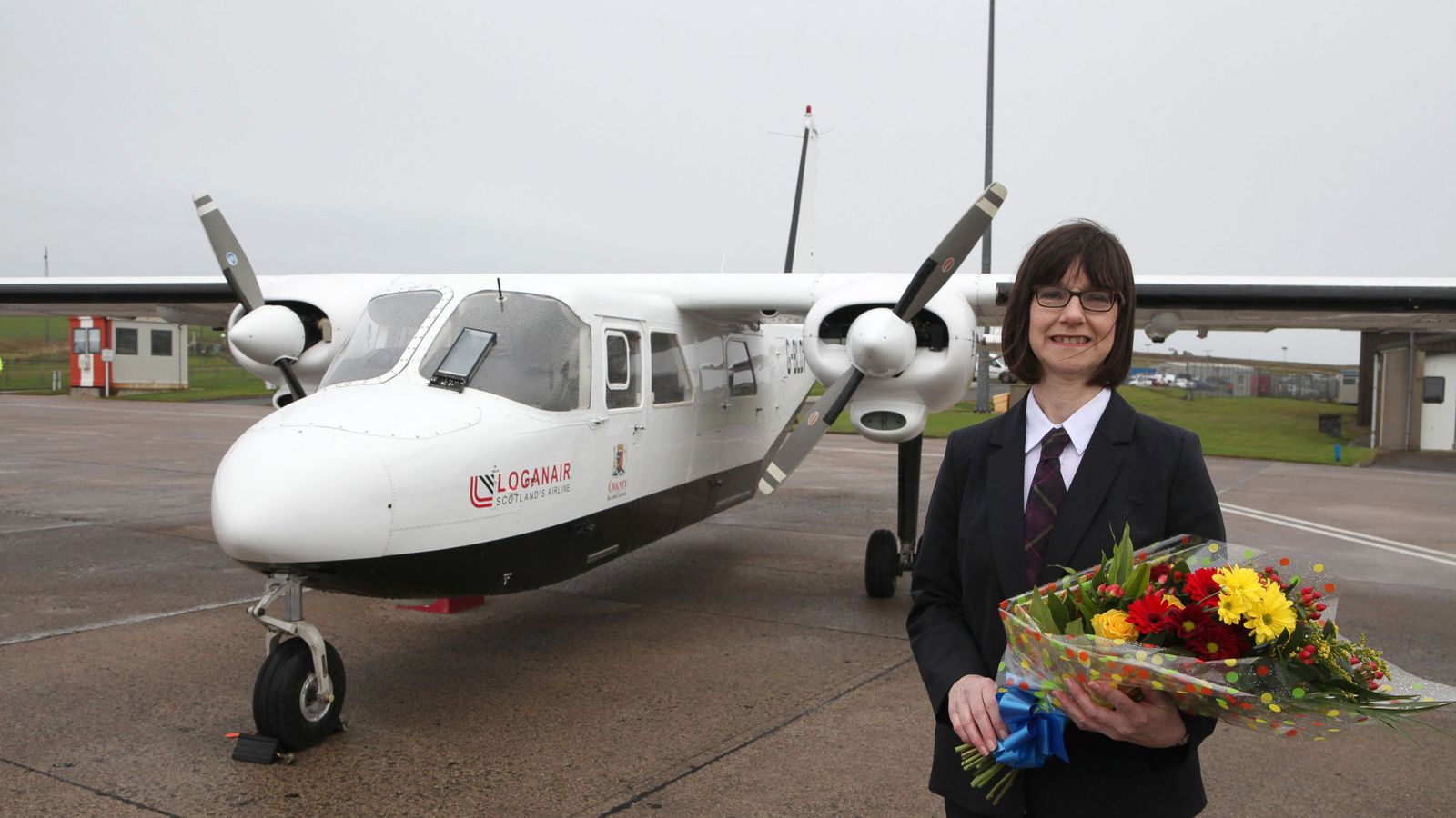 World's shortest flight in Orkney Islands marks record passenger ...