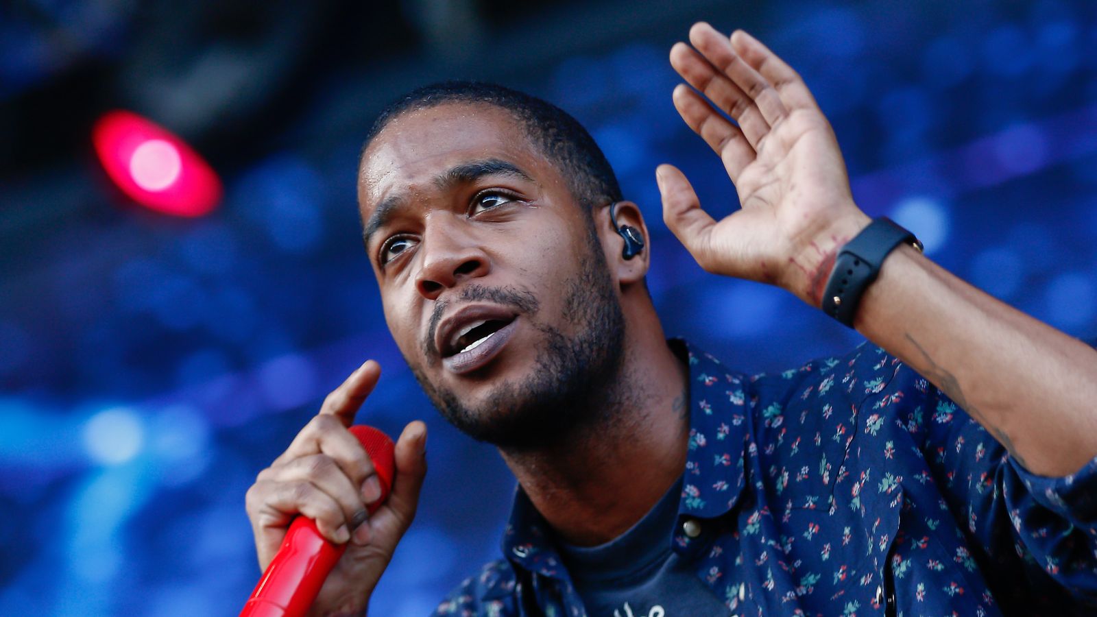 Kid Cudi returns to the stage after rehab for 'suicidal urges' | Ents ...
