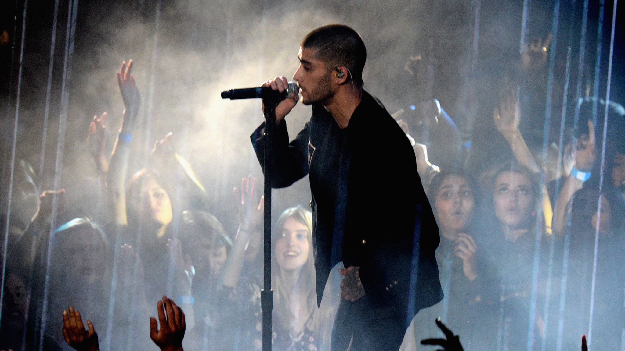 Zayn Malik 'became ill' with eating disorder while in One Direction ...