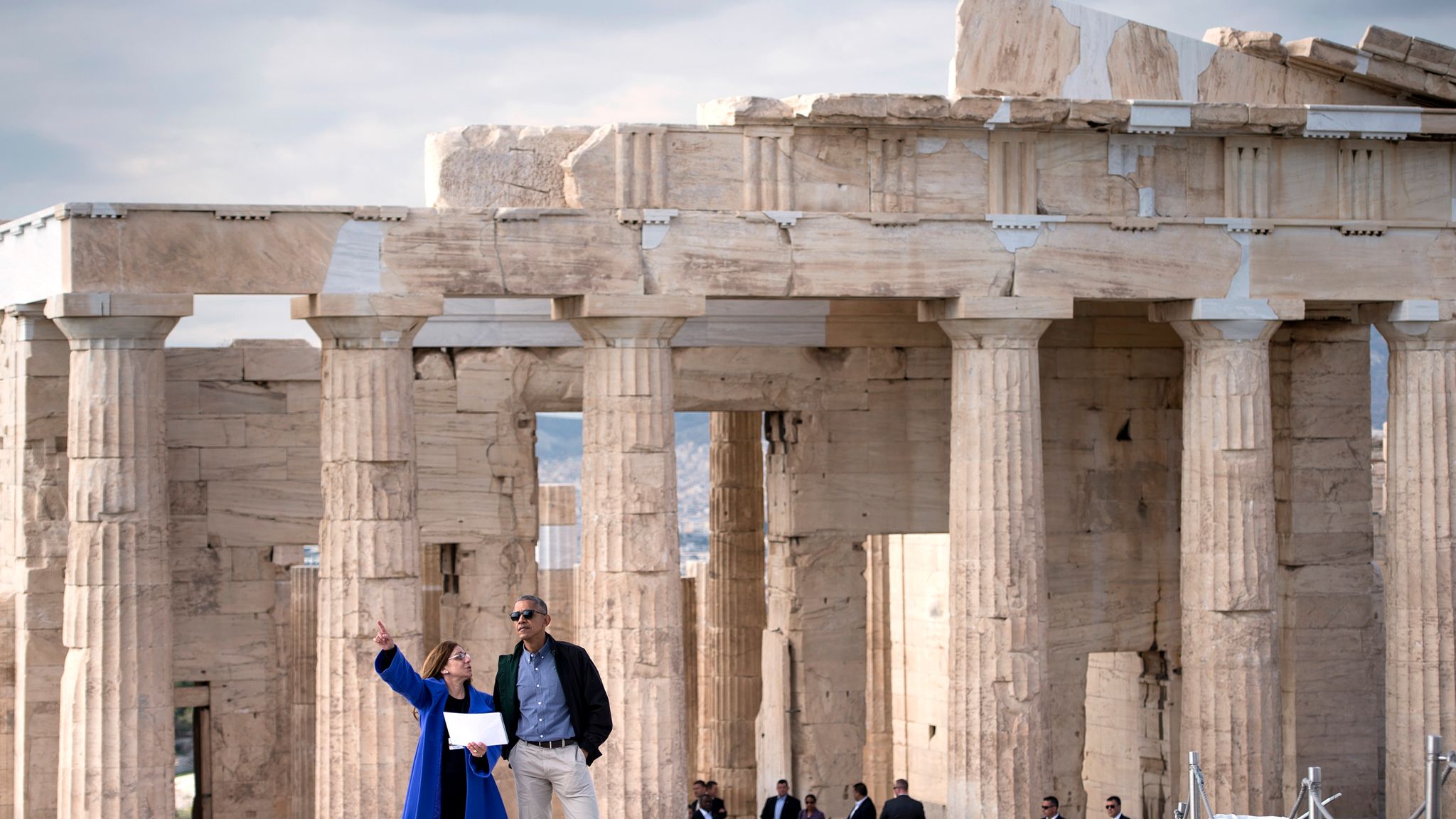 Barack Obama tours the Acropolis | World News | Sky News