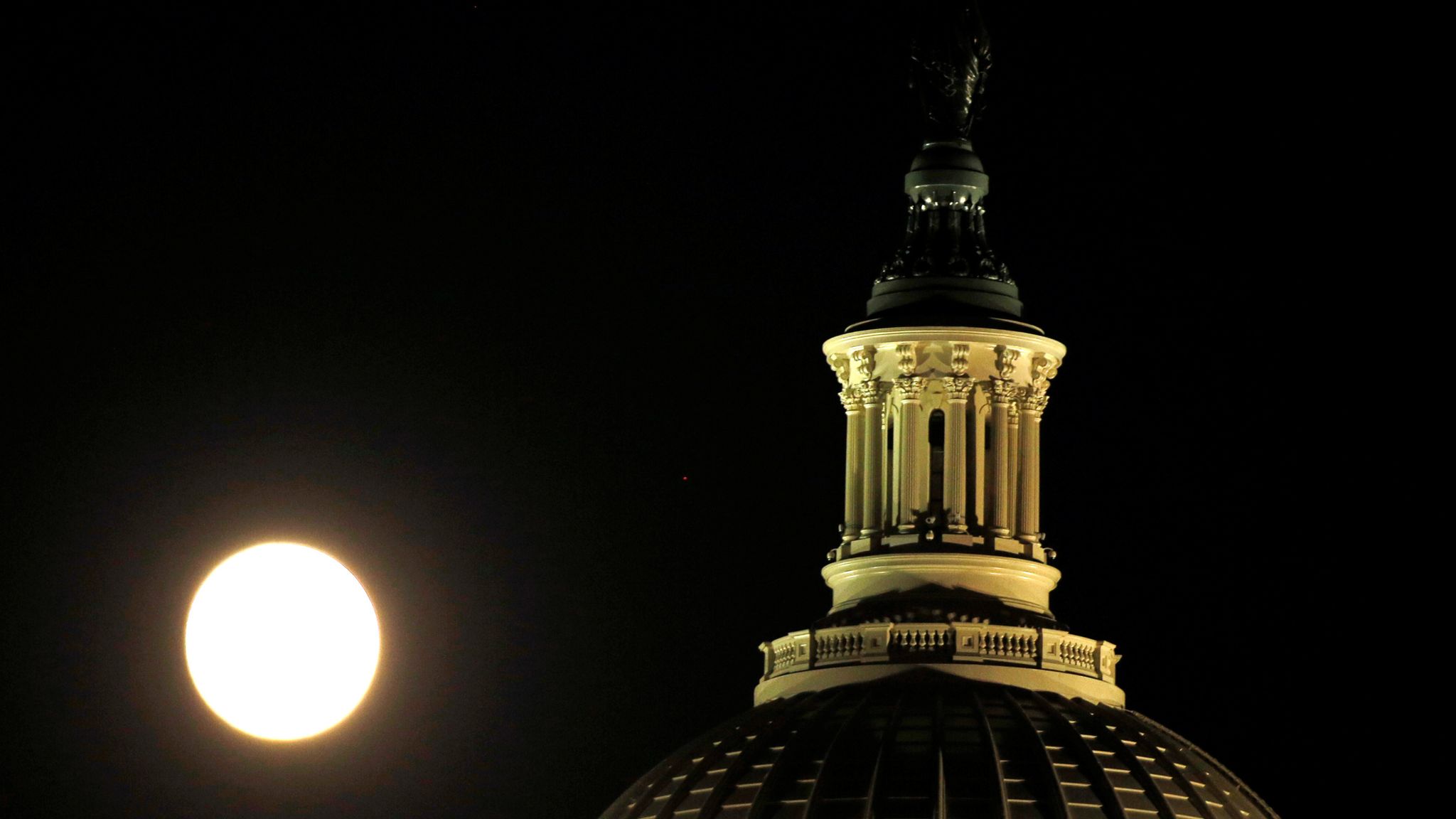 Moon created when 'about 20 moonlets collided' | World News | Sky News