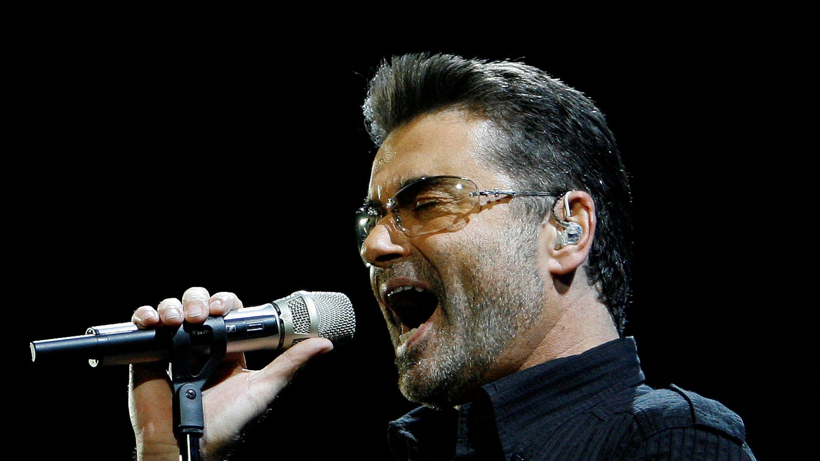 George Michael's first new track since his death is released | Ents ...