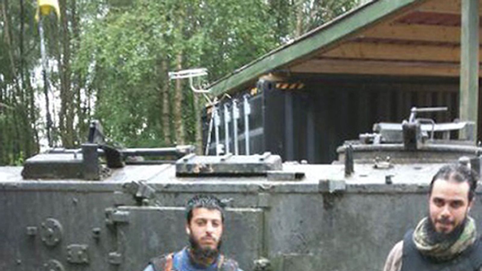 Jihadist Humza Ali went paintballing to train to join IS in Syria | UK ...