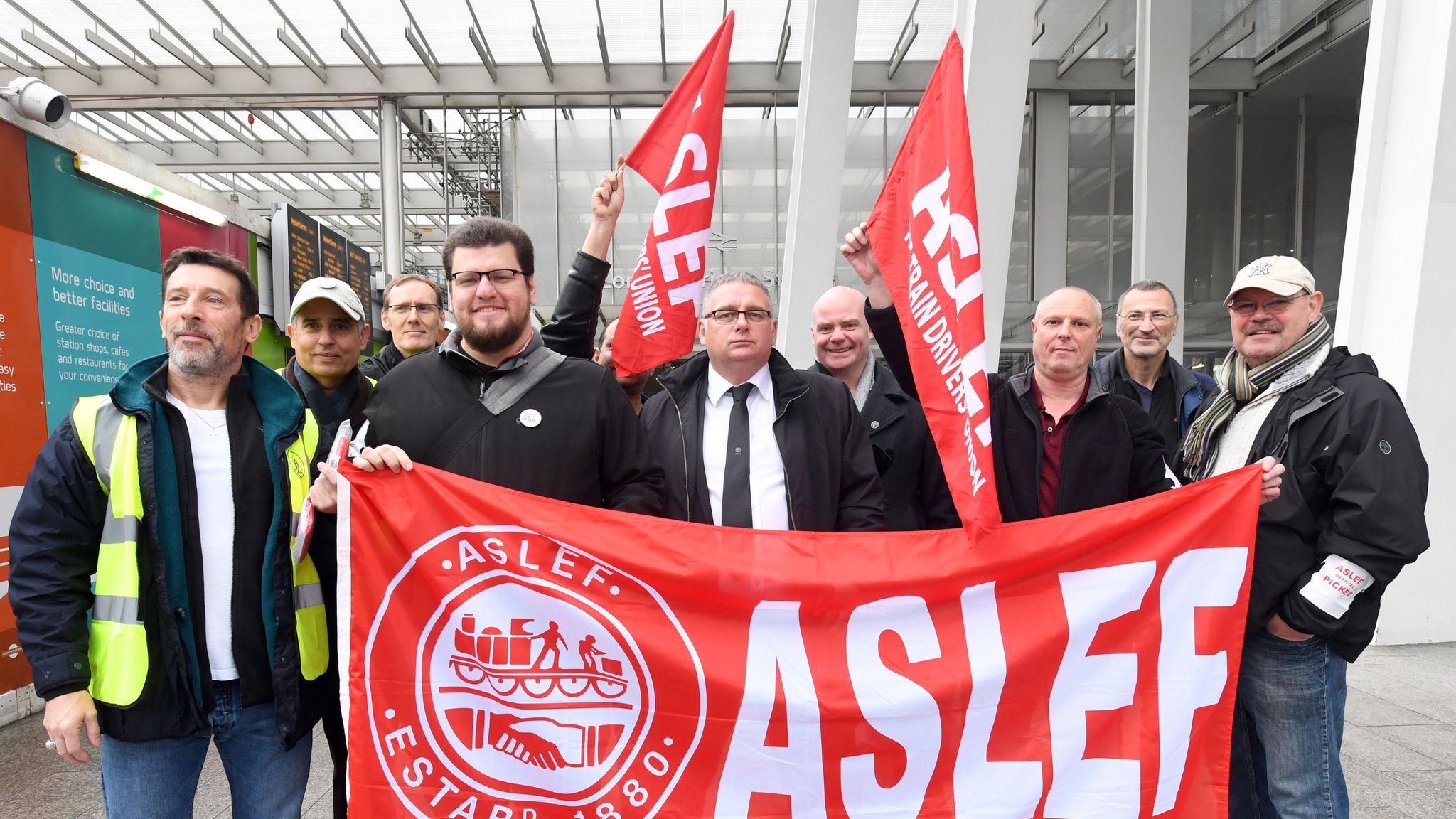 Southern rail strike talks to be held on second day of commuter misery ...