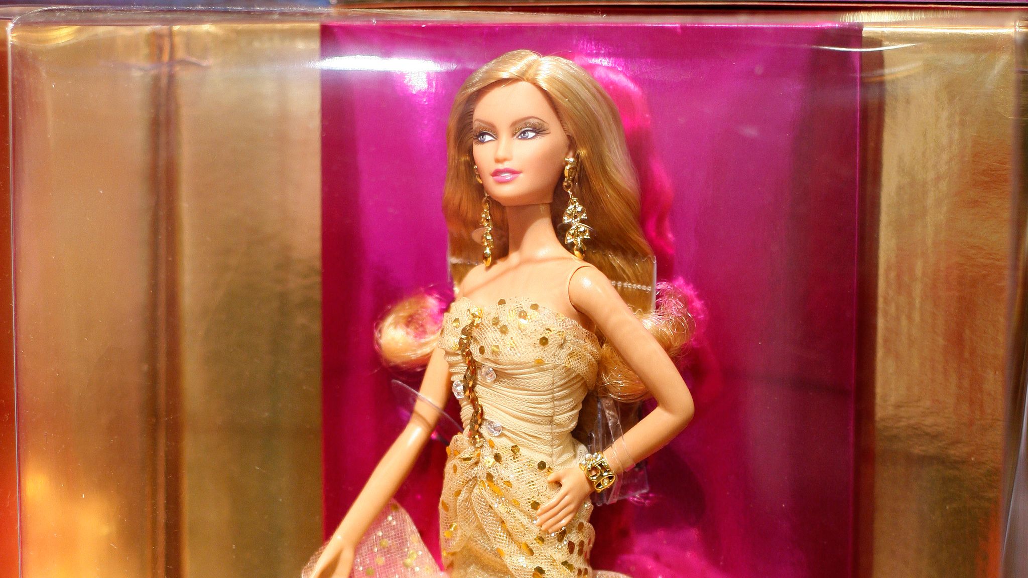 Amy Schumer set to star in live-action Barbie film | Ents & Arts News ...