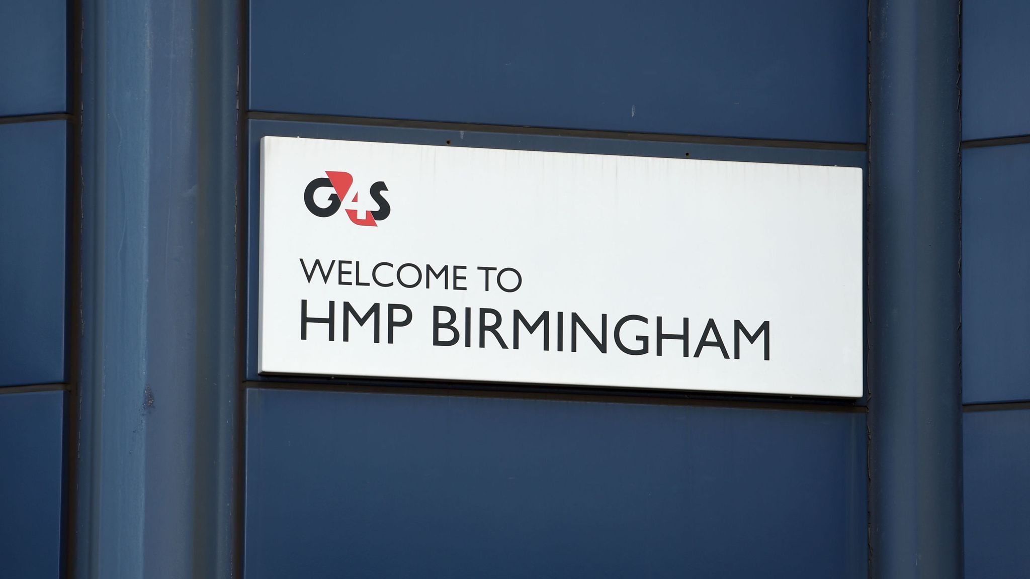 'Stand-off' at HMP Birmingham in Winson Green ends | UK News | Sky News