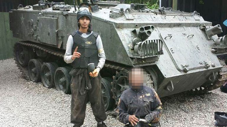 Jihadist Humza Ali went paintballing to train to join IS in Syria | UK ...