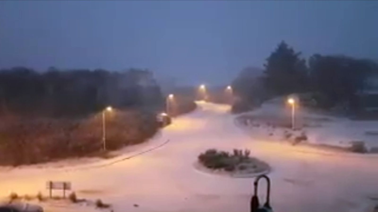 Scotland snow and grit: Oban Airport and the A9 | Scoop News | Sky News
