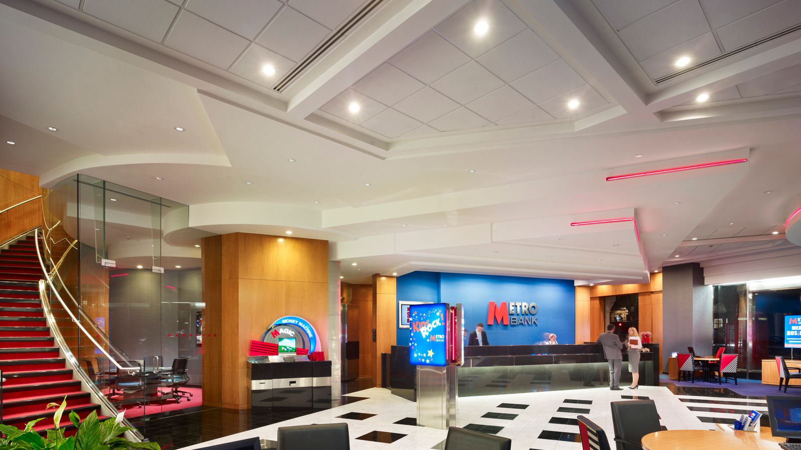 Metro Bank creates 500 jobs in branch expansion | Money News | Sky News