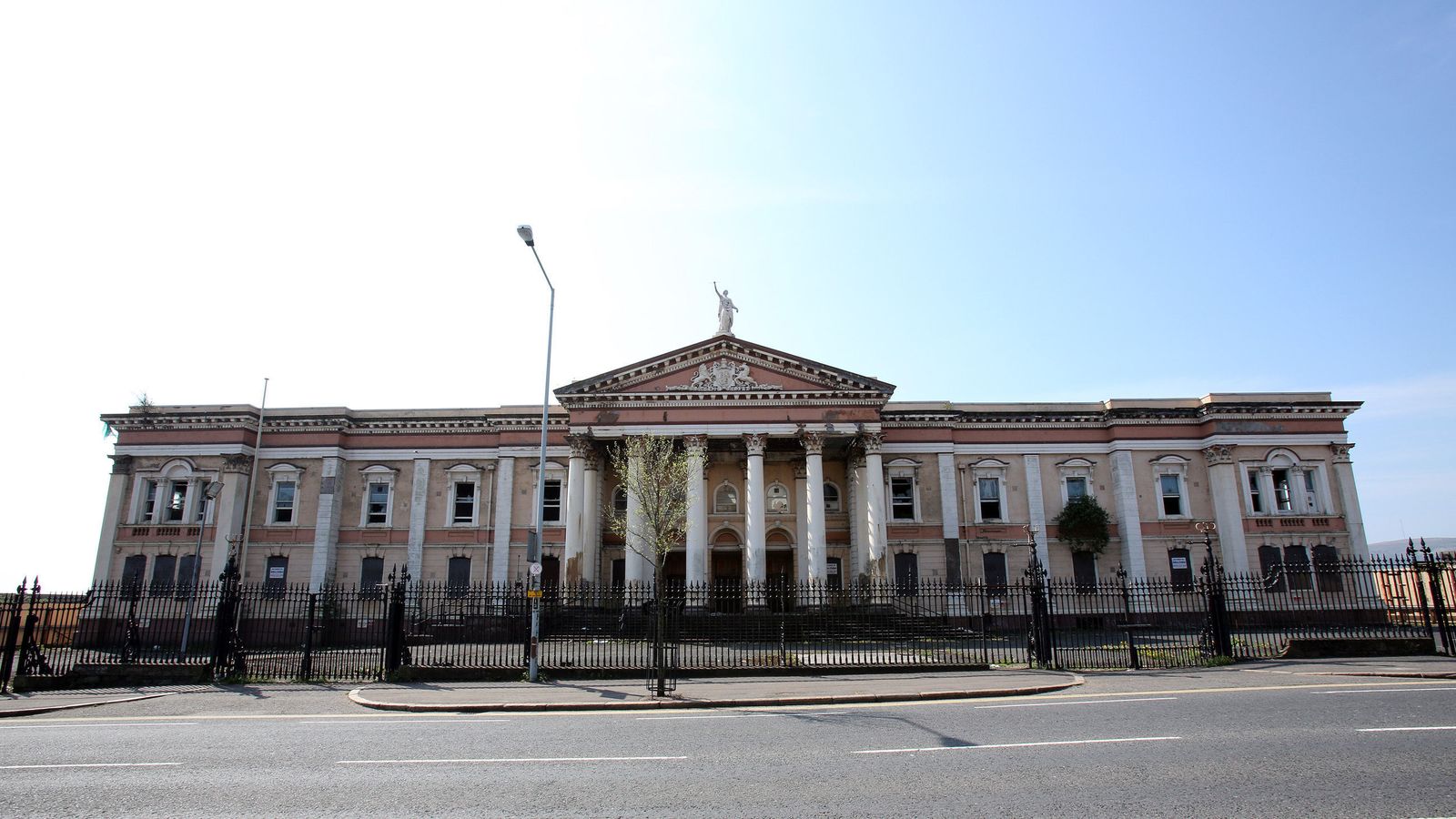 New plan to turn Belfast's Crumlin Road Courthouse into £25m hotel | UK ...
