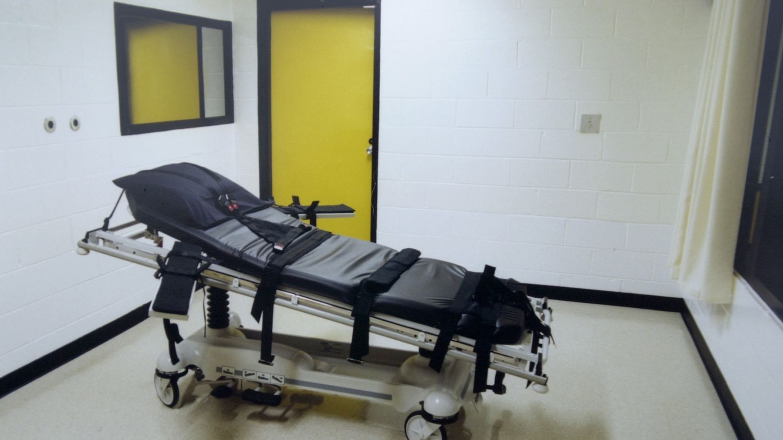 Carlton Gary And Michael Eggers Executed By Lethal Injection In Us Us