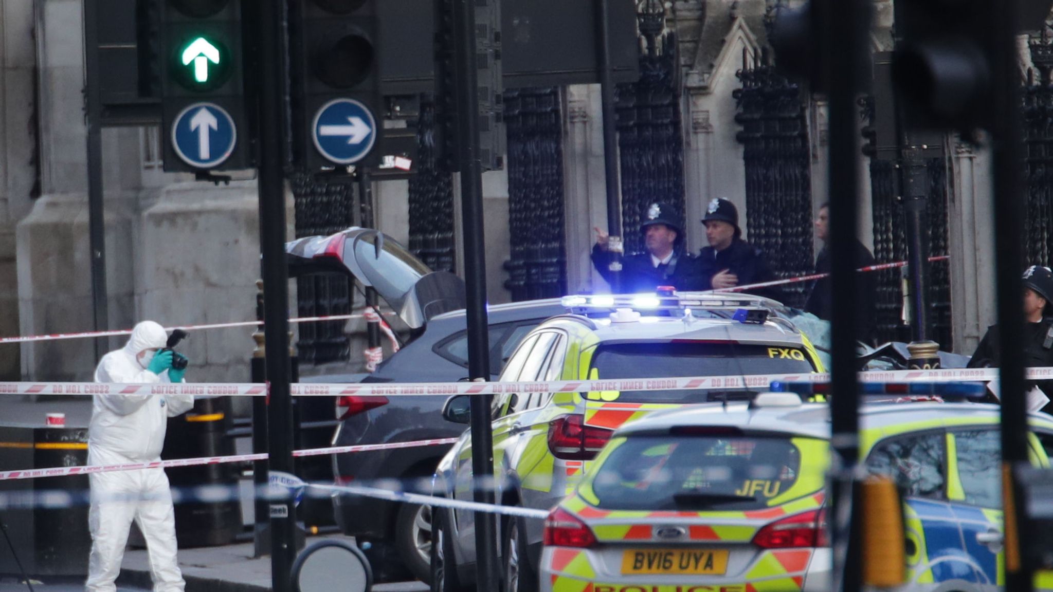 'Chaos, just chaos': Terrifying accounts of Westminster attack heard at ...