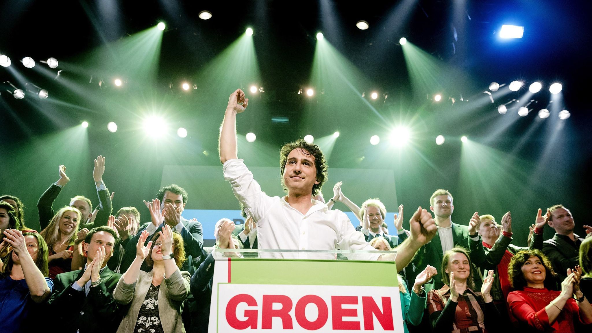 In Netherlands liberal democracy wins but populism on the rise | World ...