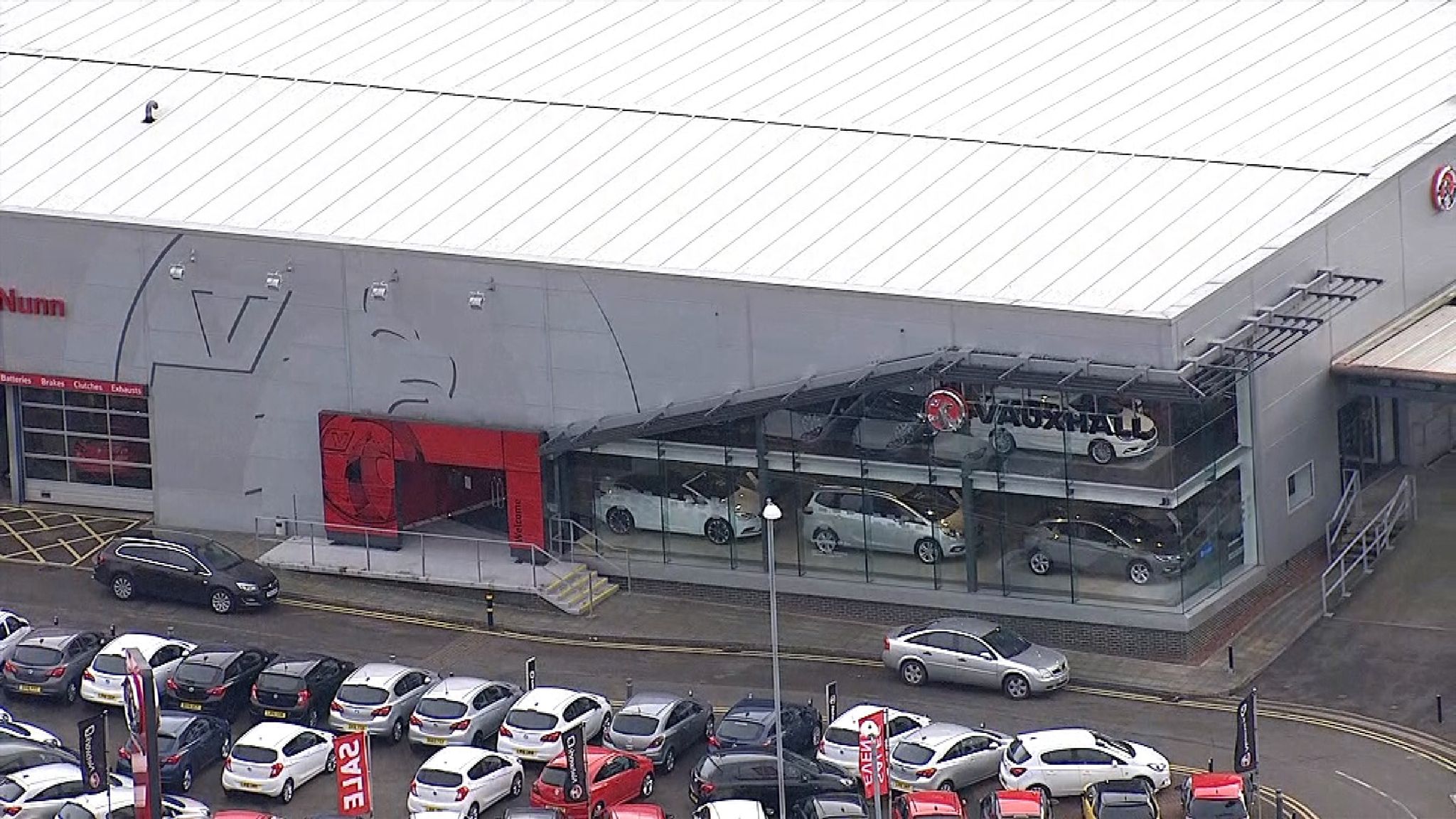 Vauxhall's new driver sets challenge to secure UK future | Money News ...