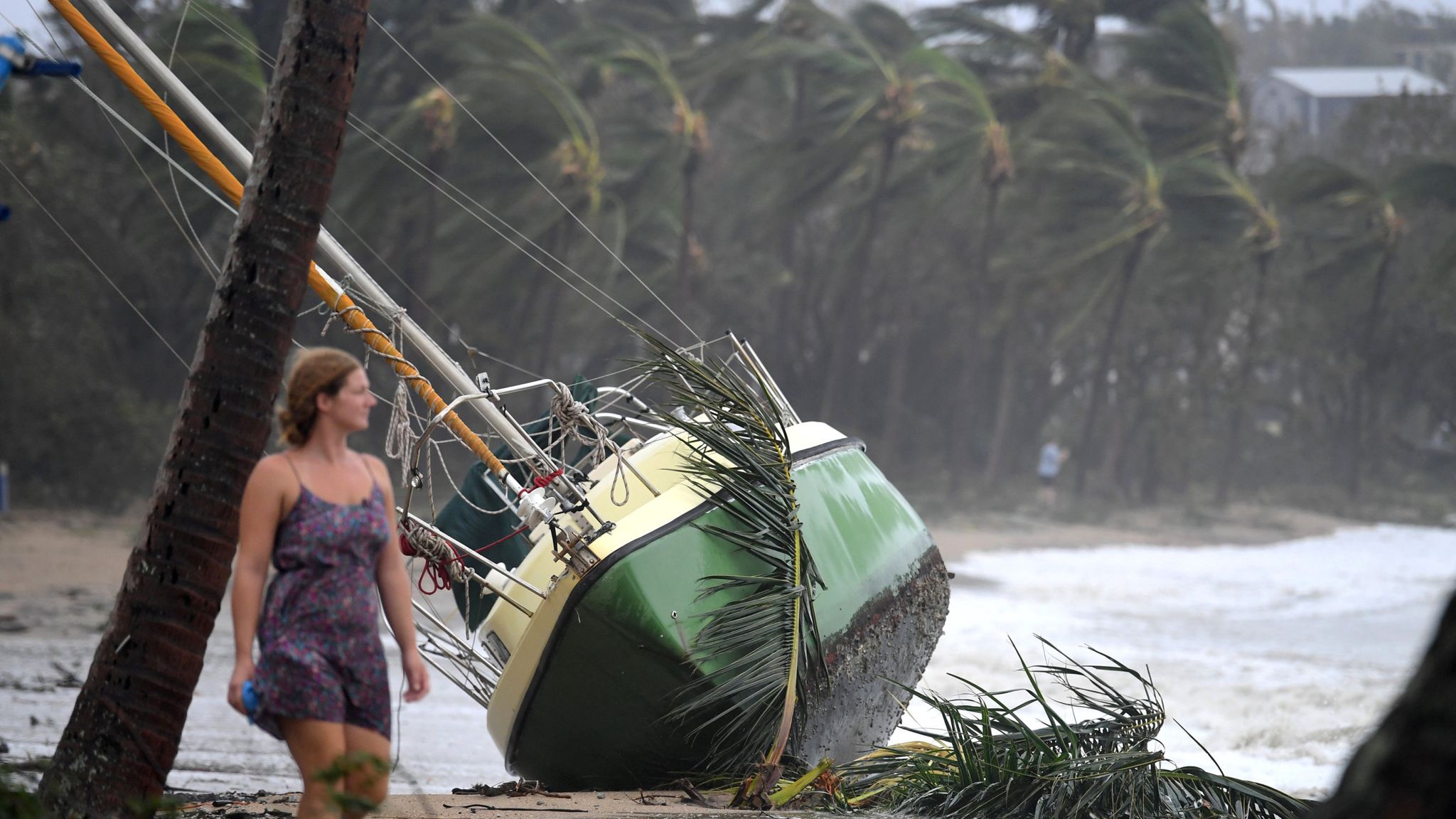 Australia counts cost of Cyclone Debbie as clean up begins | World News ...