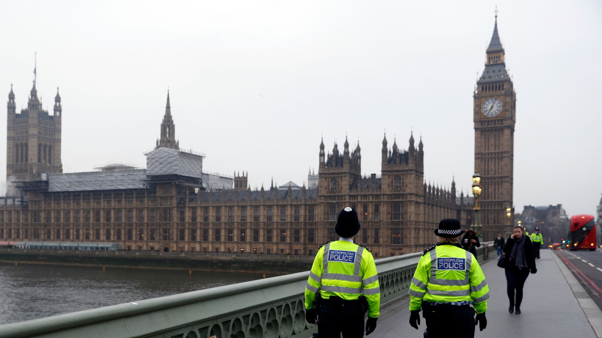 Westminster attack: PC Keith Palmer stabbed to death despite body ...