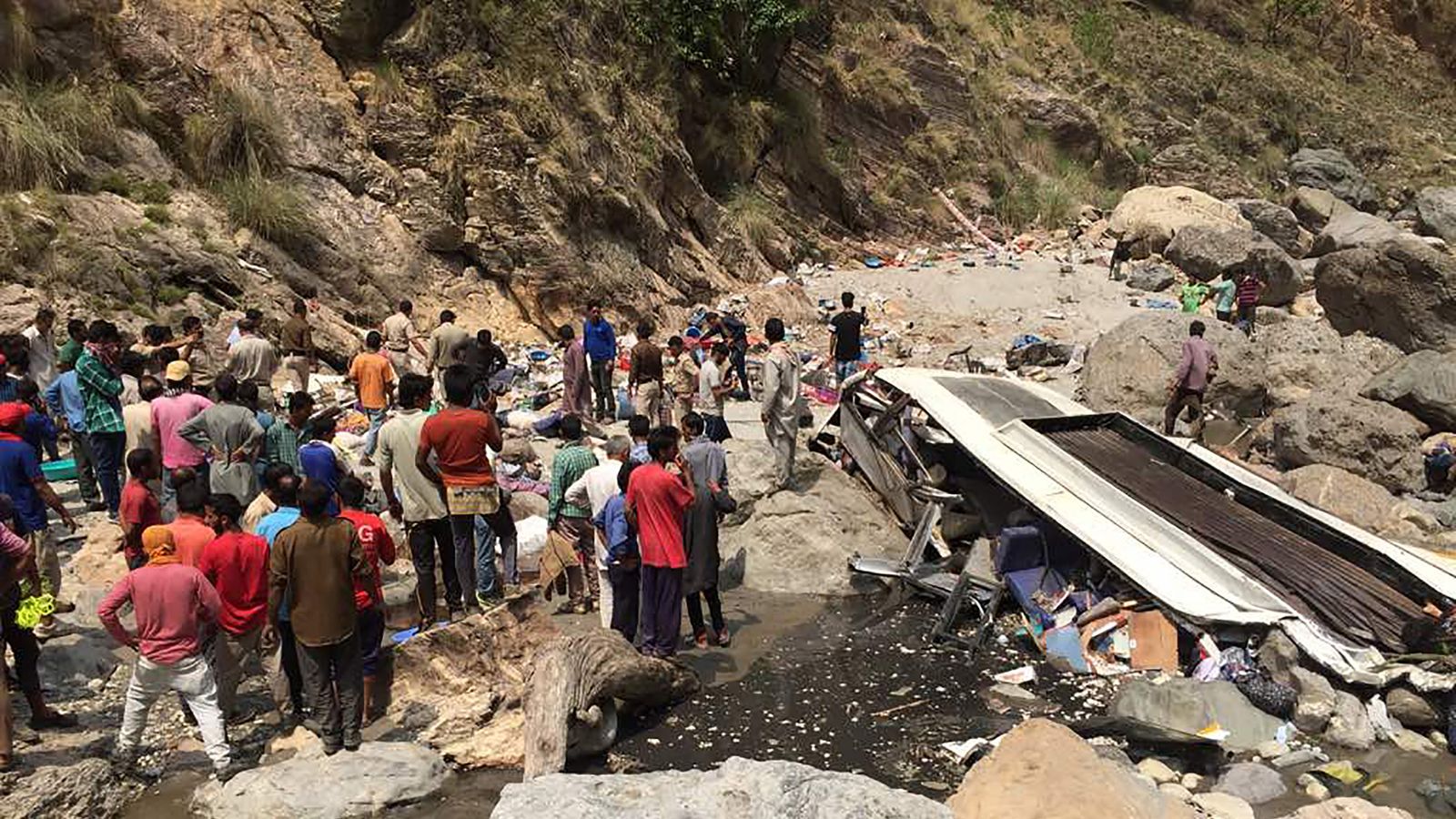 Dozens dead after bus plunges off mountain road in India | World News ...