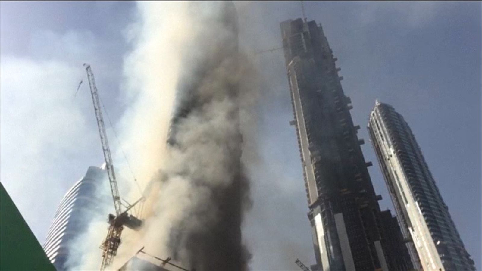 Fire breaks out in high-rise building near Dubai's biggest mall | World ...