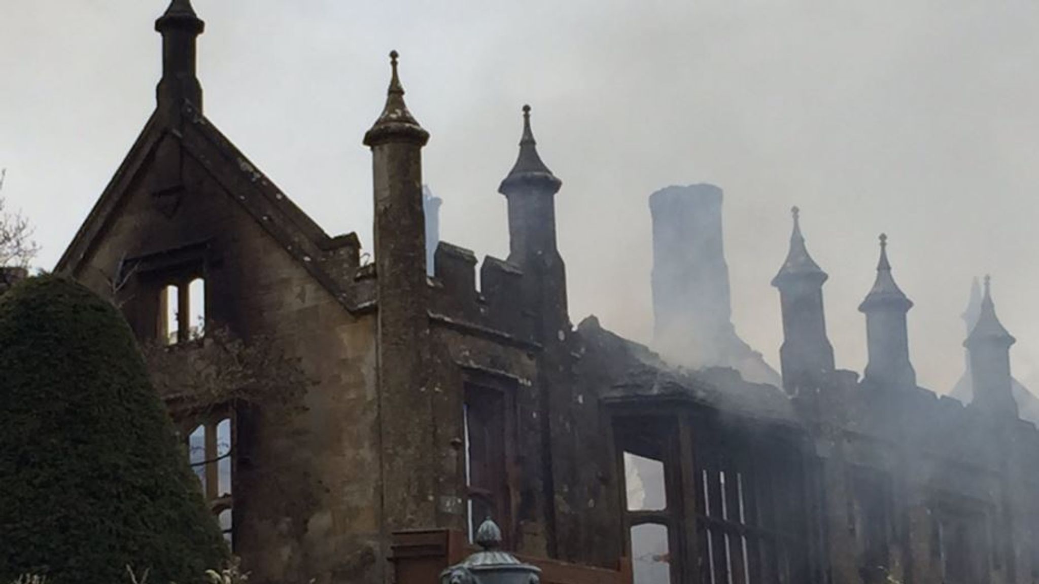 Investigation into 'suspicious' fire at Grade l stately home in Dorset ...