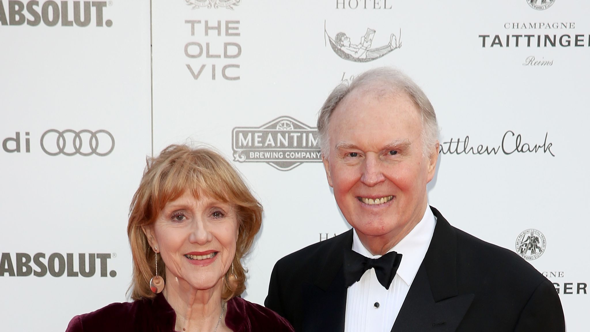 Actor Tim Pigott-Smith dies at the age of 70 | Ents & Arts News | Sky News