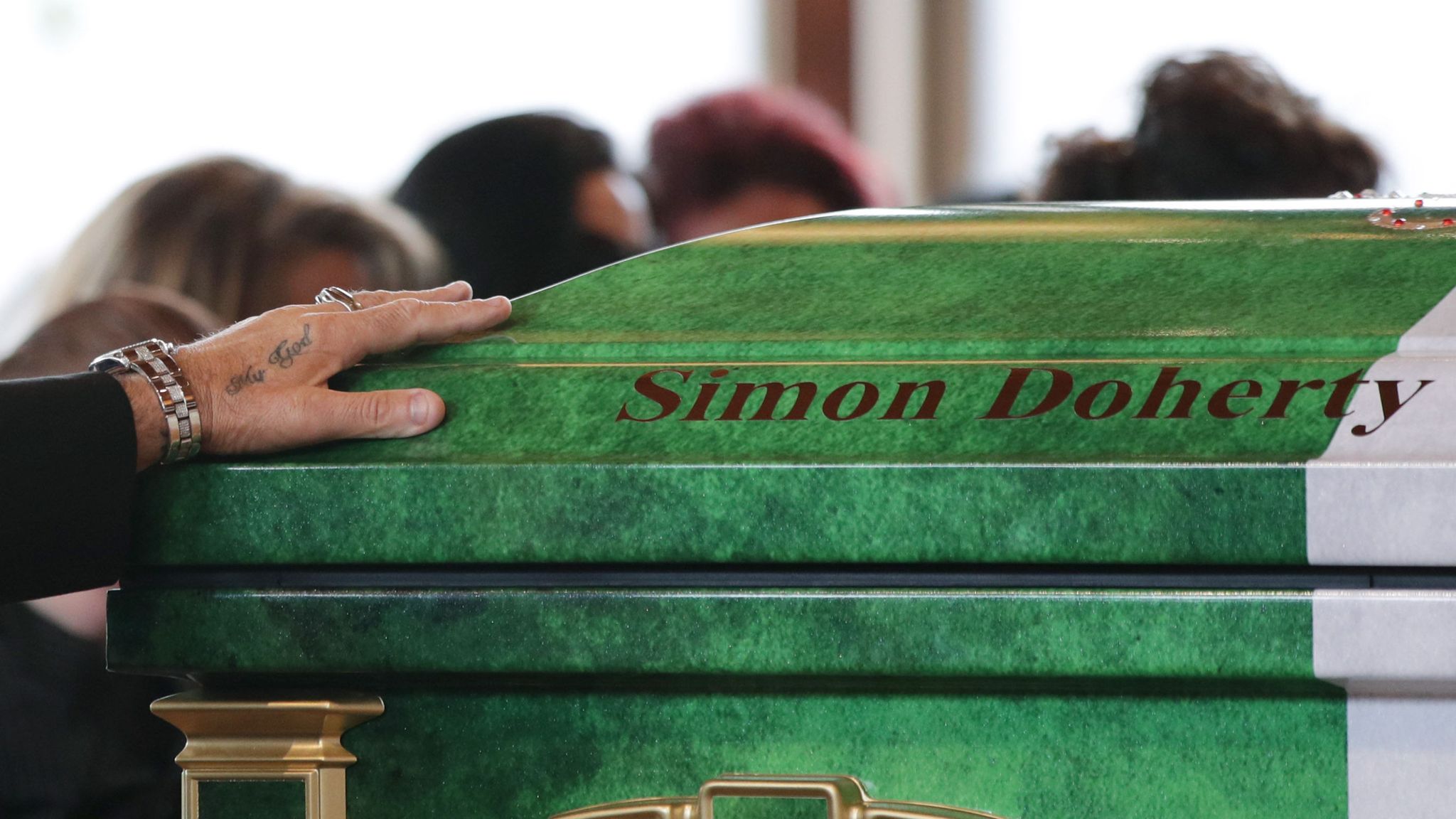 Gypsy Wedding star Paddy Doherty's father gets funeral with Irish ...