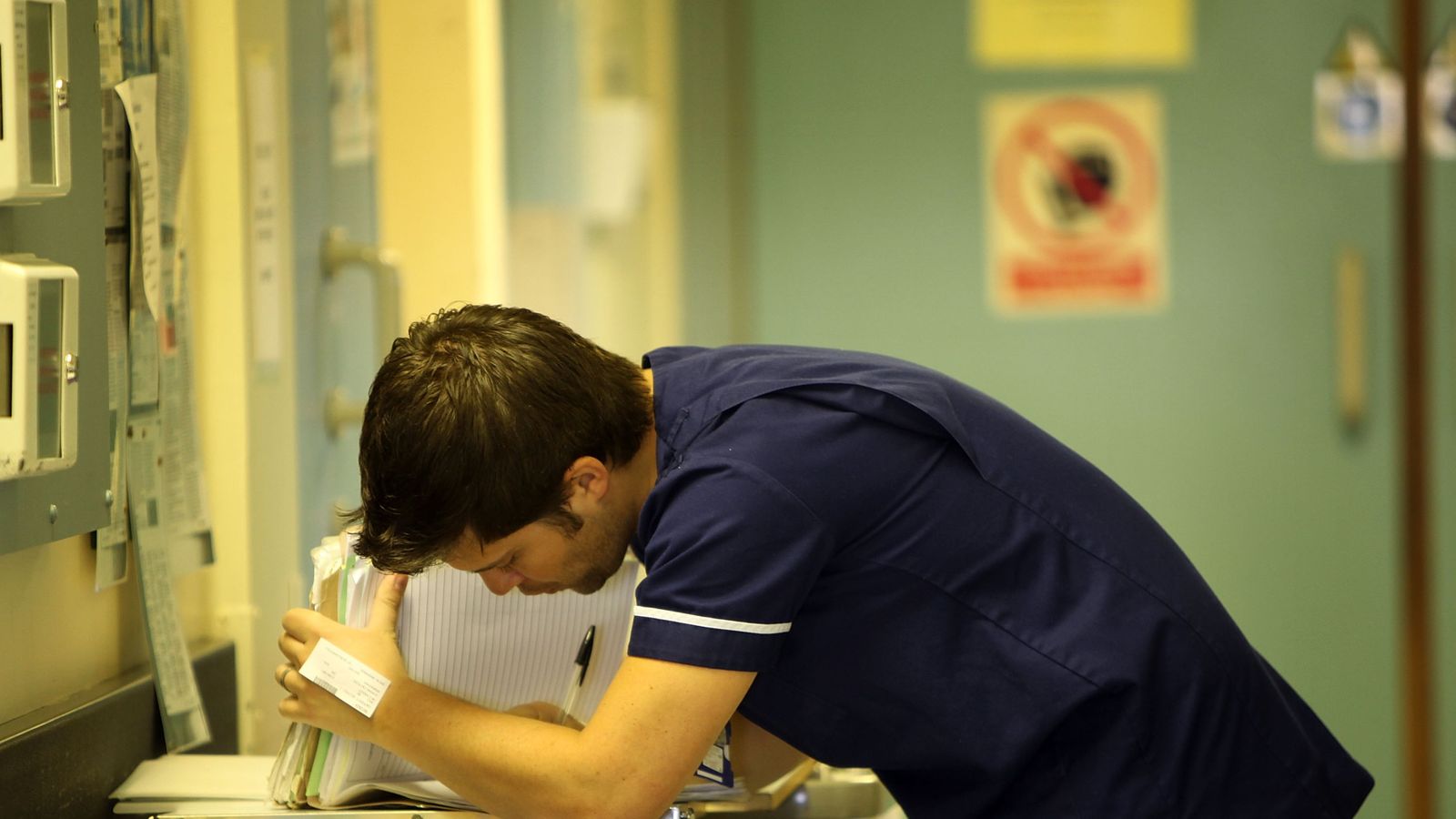 Nurses to stage 'summer of protests' over poor pay rises | UK News ...