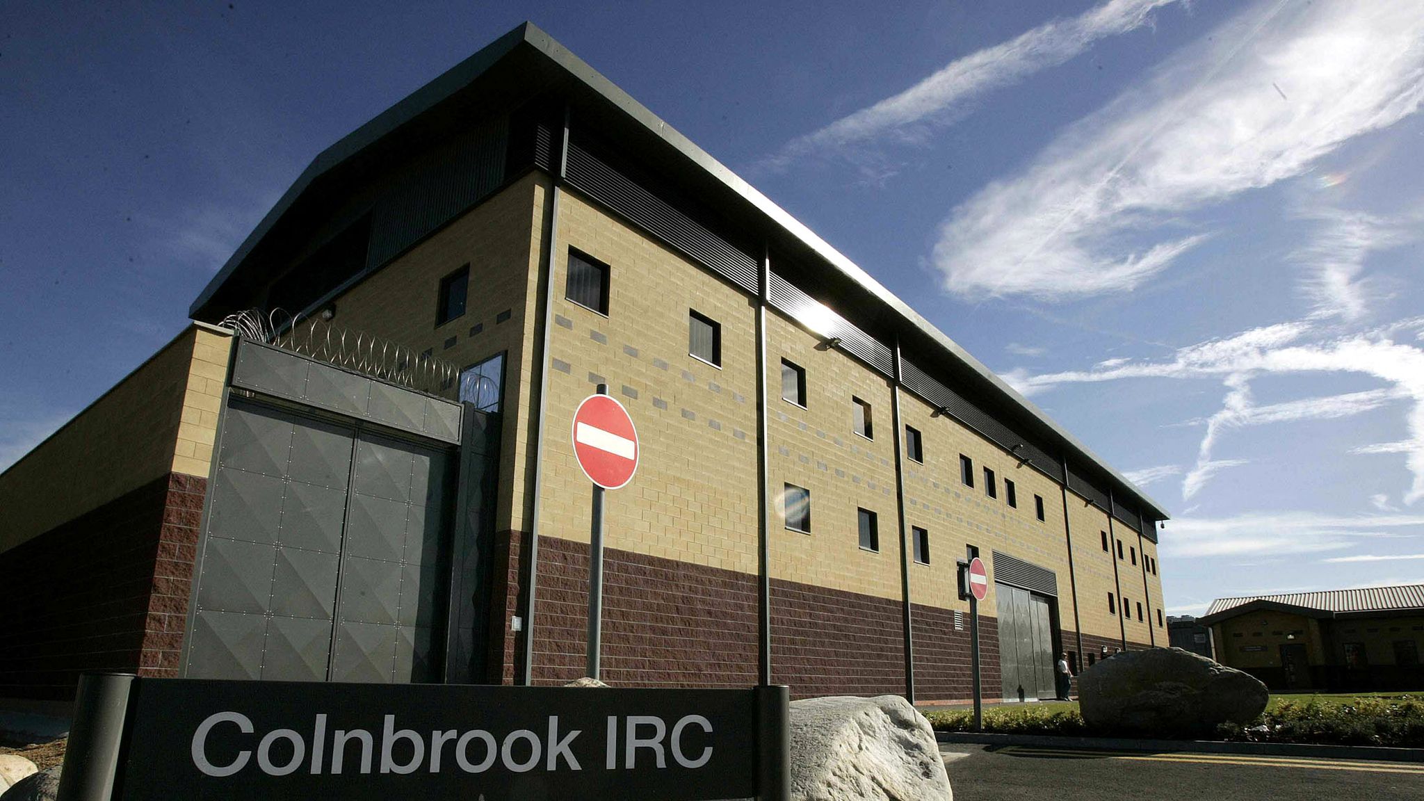 Iraqi man admits beating fellow immigration detainee to death | UK News ...