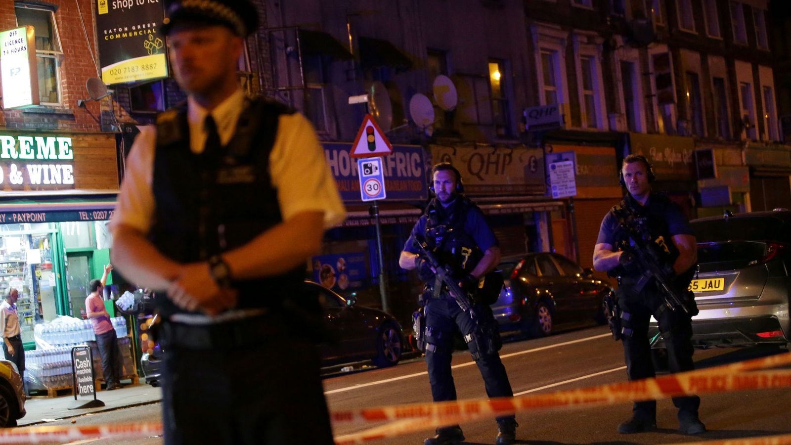 Finsbury Park attack: Van hits Muslim worshippers 'at speed' | UK News ...