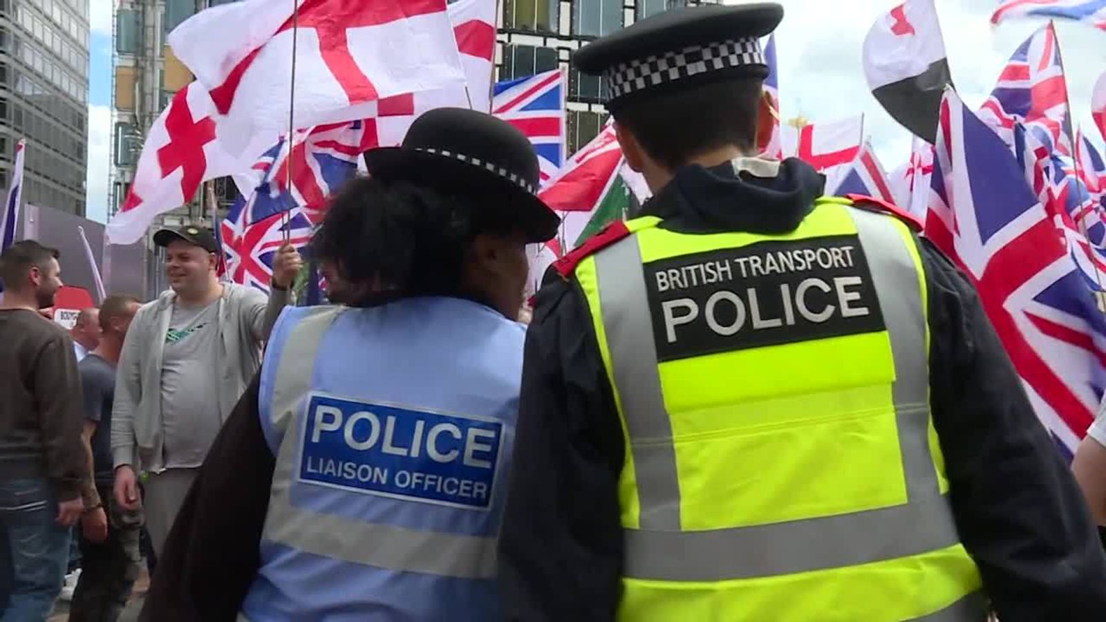 Behind the scenes with police on protest duty | News UK Video News ...