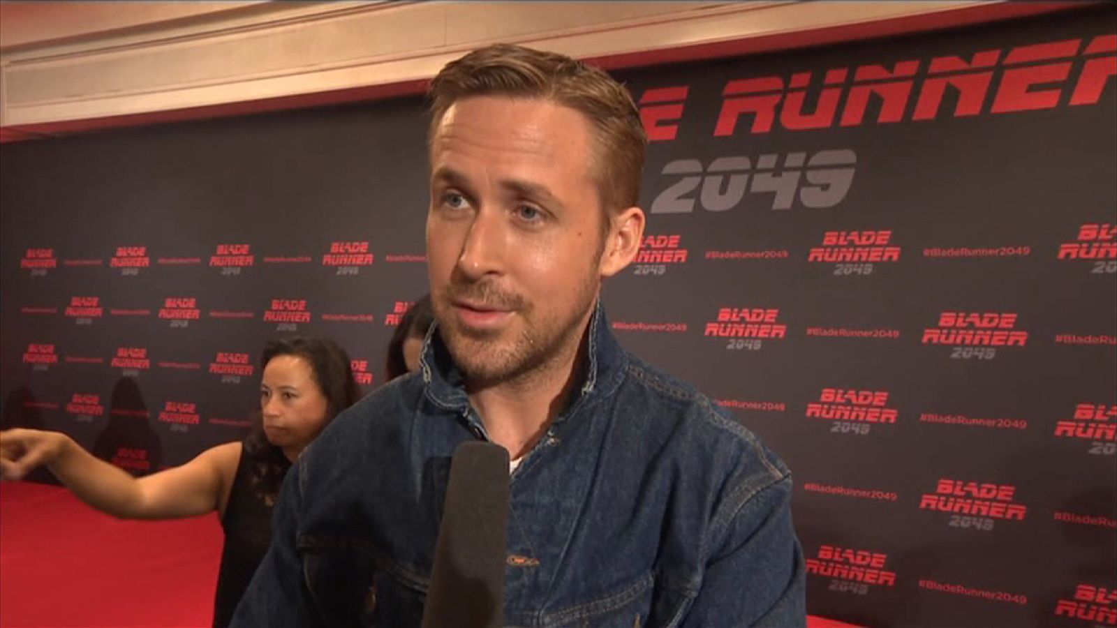 Ryan Gosling on his first Blade Runner experience | News UK Video News ...