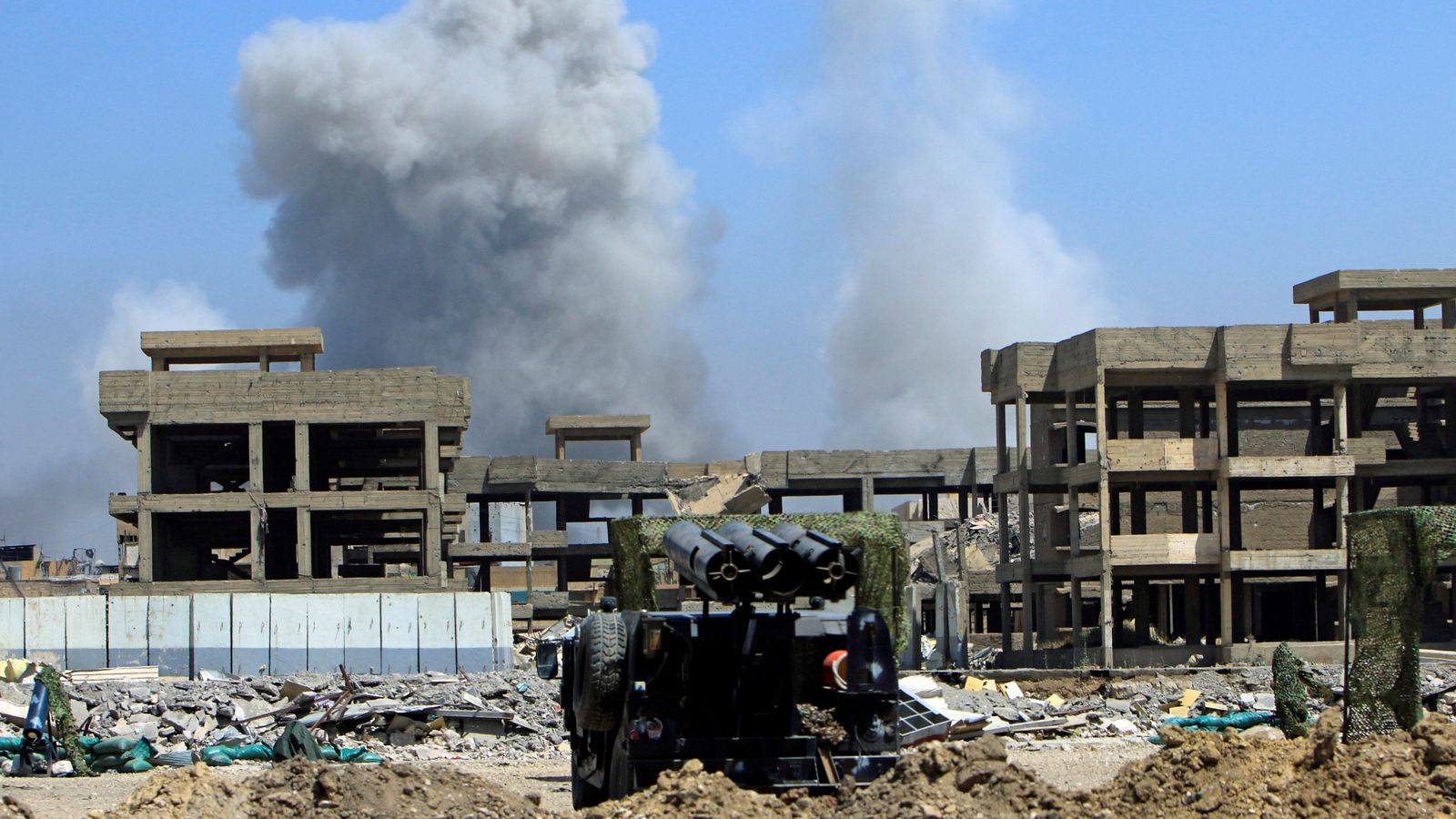 The battle for Mosul - deeper into the city | World News | Sky News