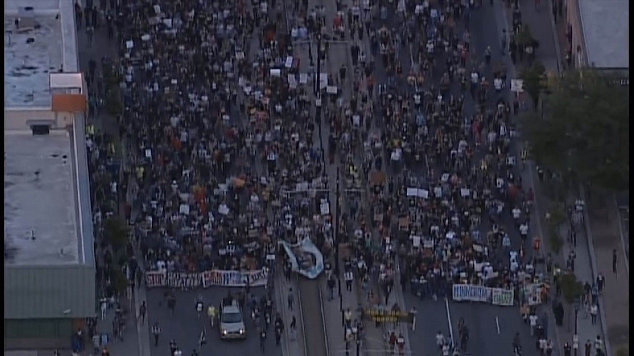 Protests after police officer acquitted over fatal shooting of Philando ...