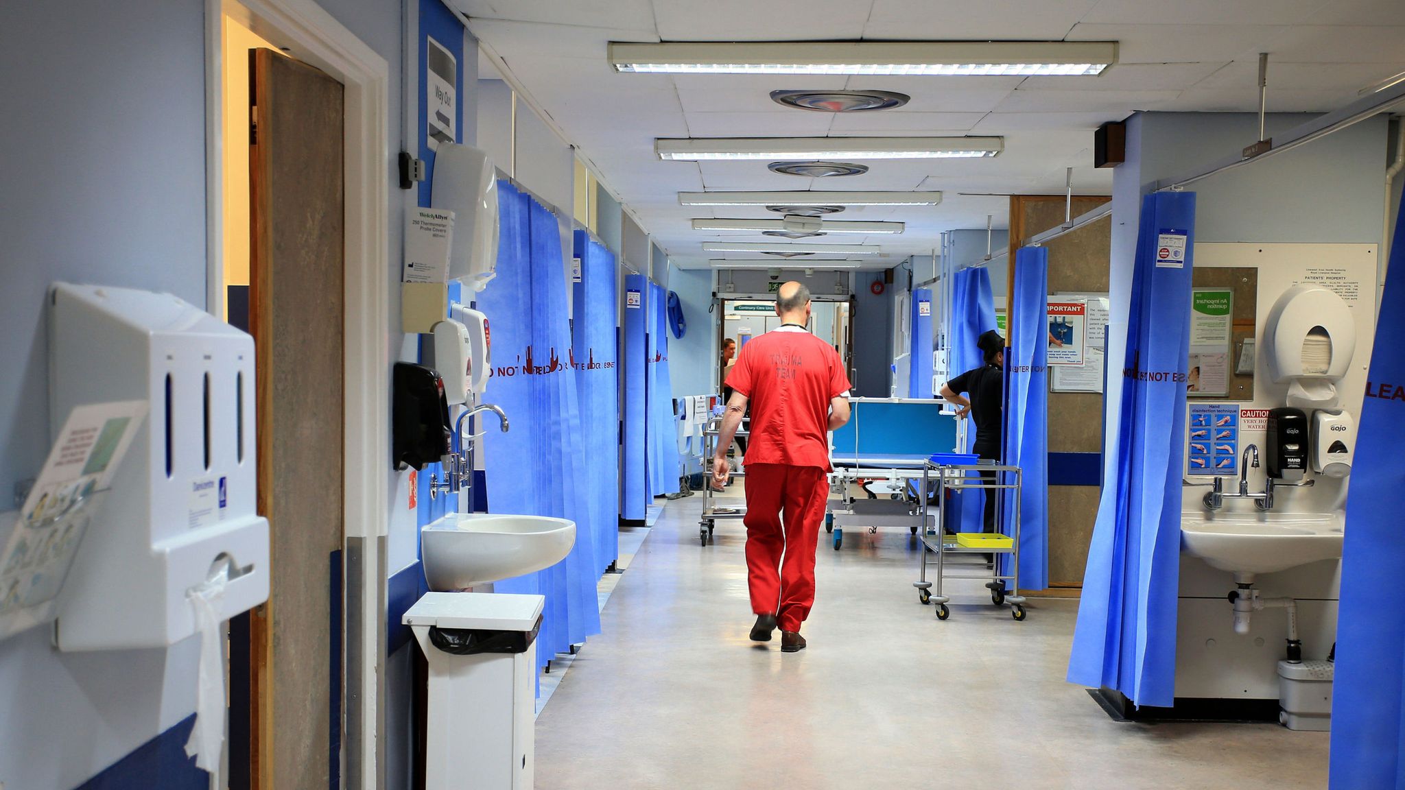 Number of patients waiting for NHS surgery at an all-time high ...