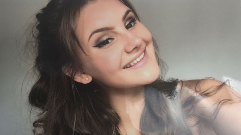 Schoolgirl Chloe Gilbert died after accidentally eating kebab | UK News ...