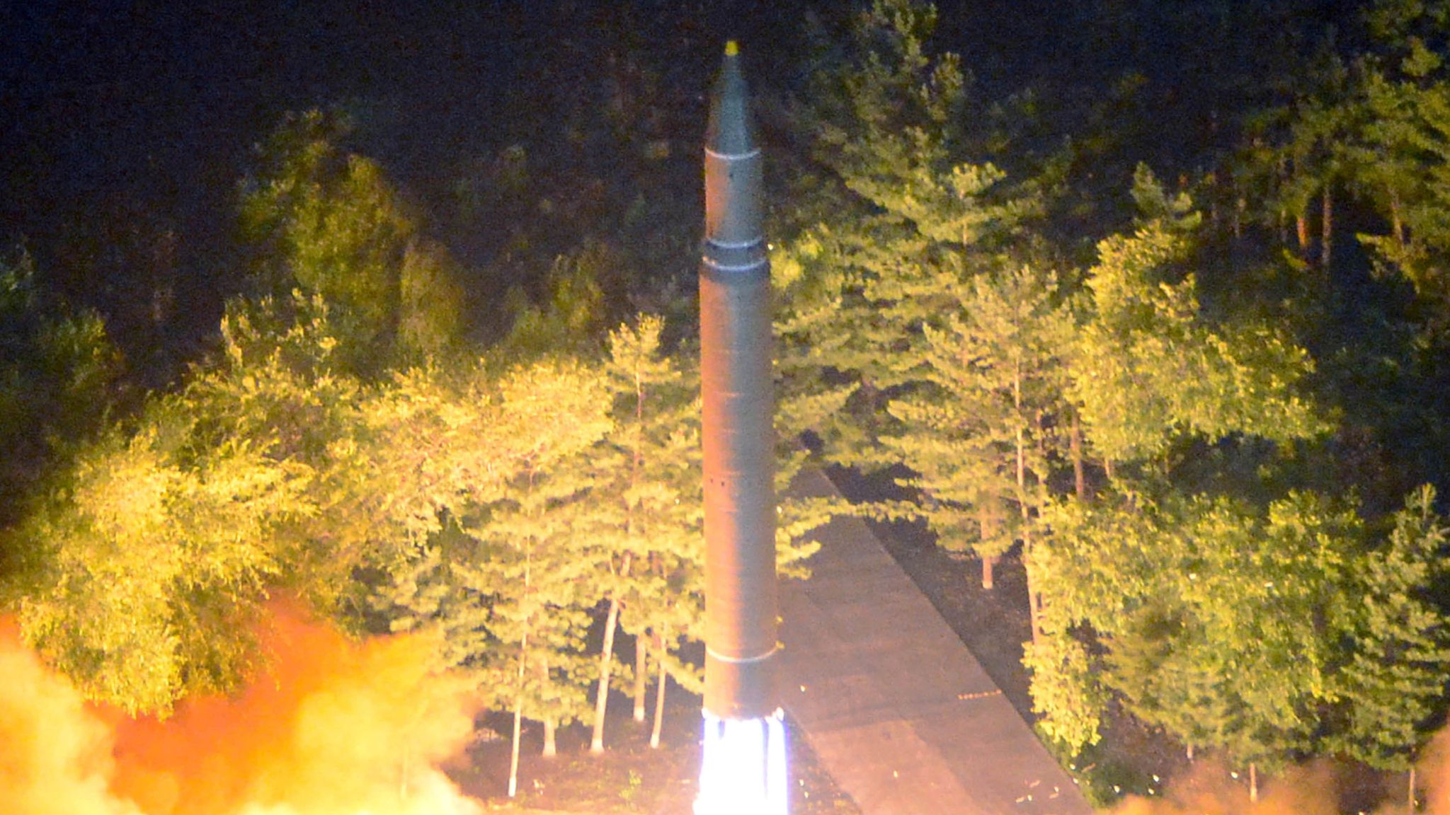 North Korea 'has warhead that fits inside intercontinental missile ...