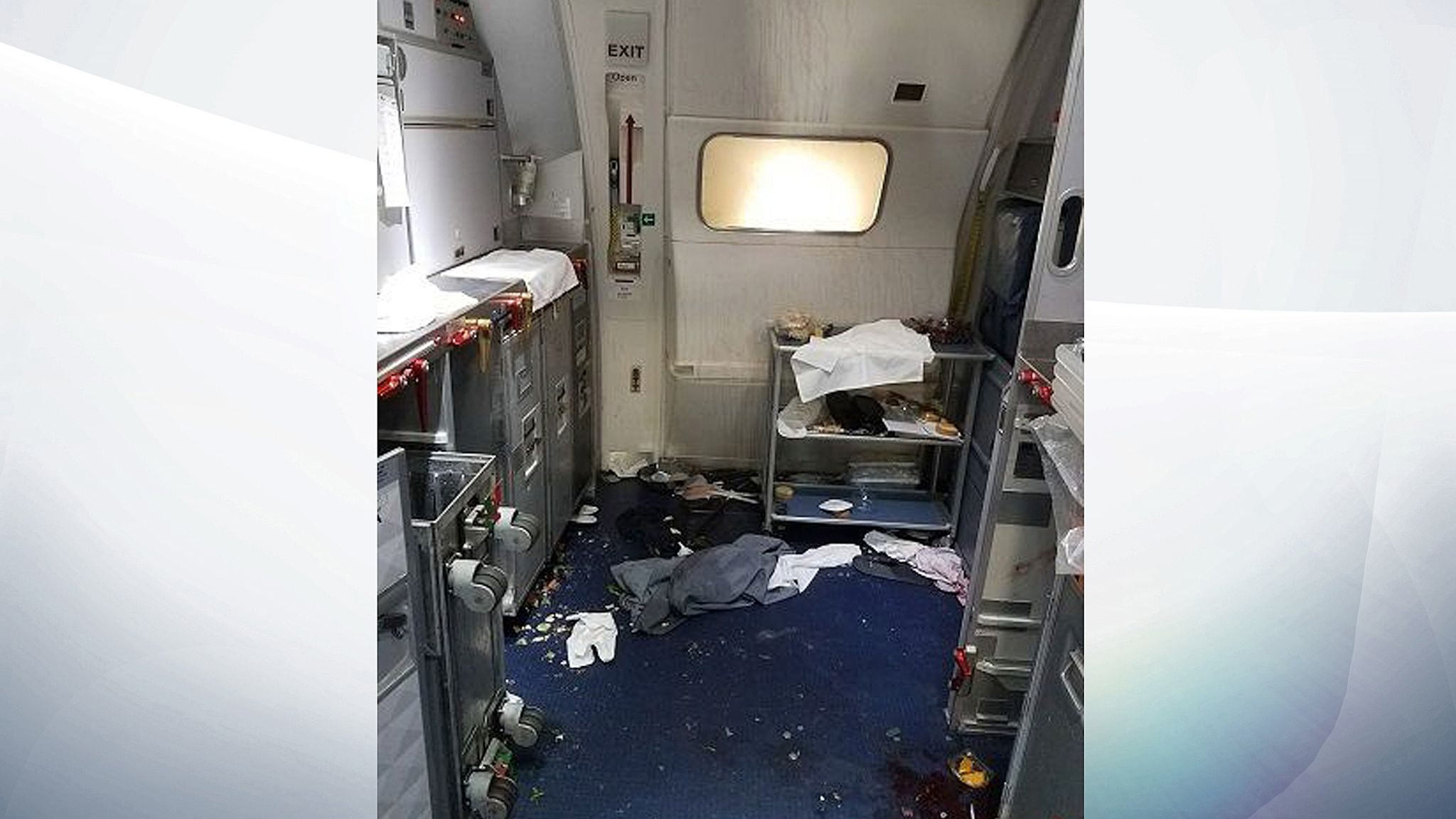 Flight attendant 'hit brawling man on the head with bottle', court ...