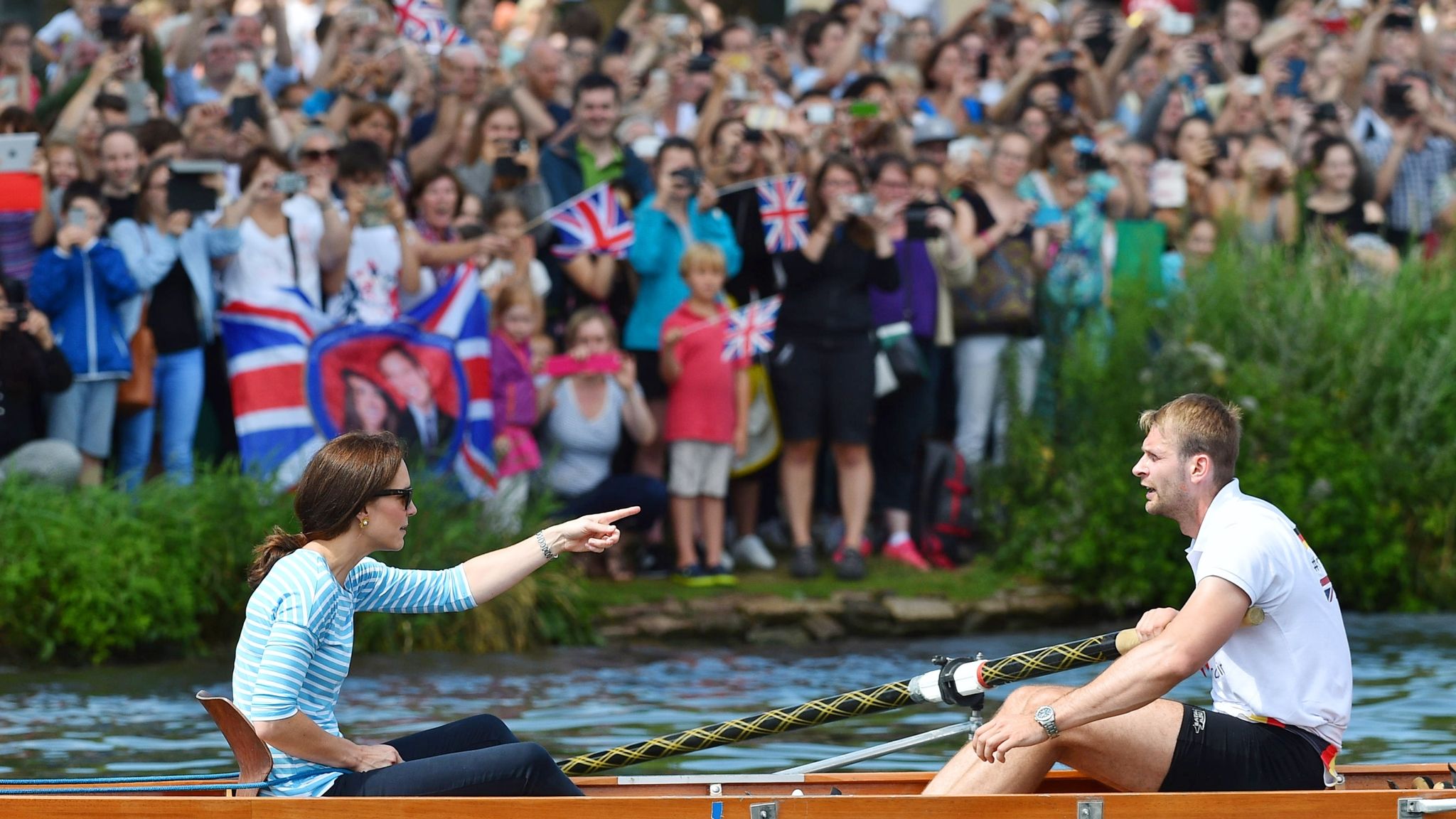 Kate drowns sorrows after boat race loss to Prince William in Germany ...