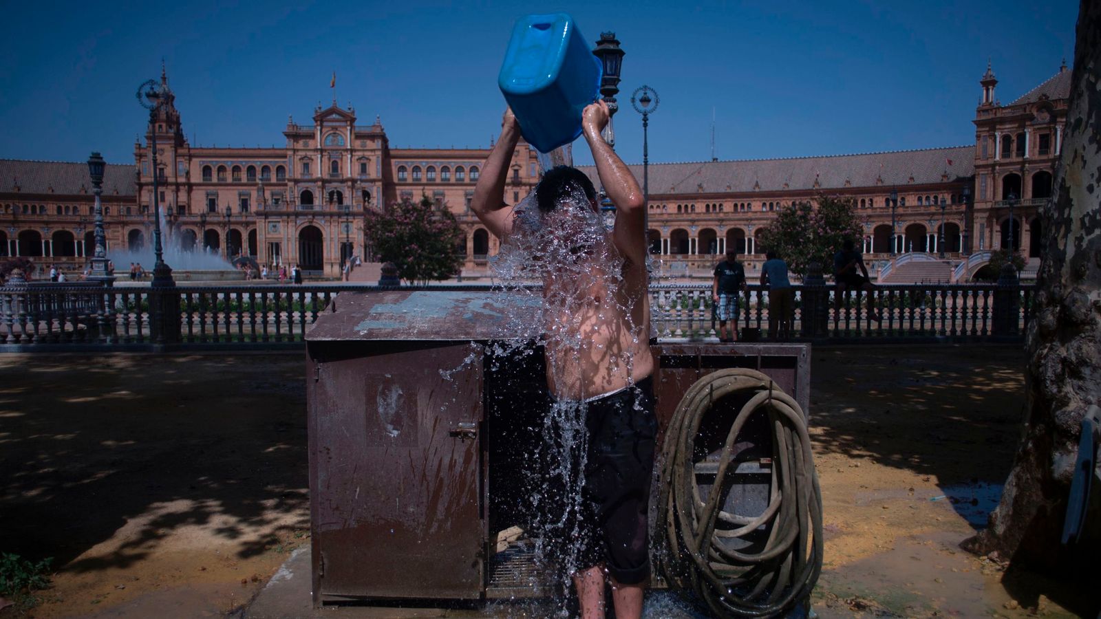 Heatwaves in Europe 'may kill 150,000 each year' | World News | Sky News