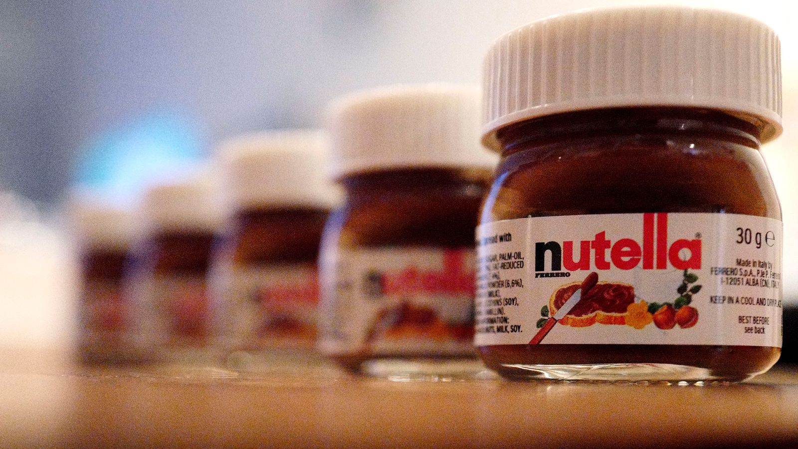 Thieves steal 20 tons of Nutella and chocolate treats in Germany ...