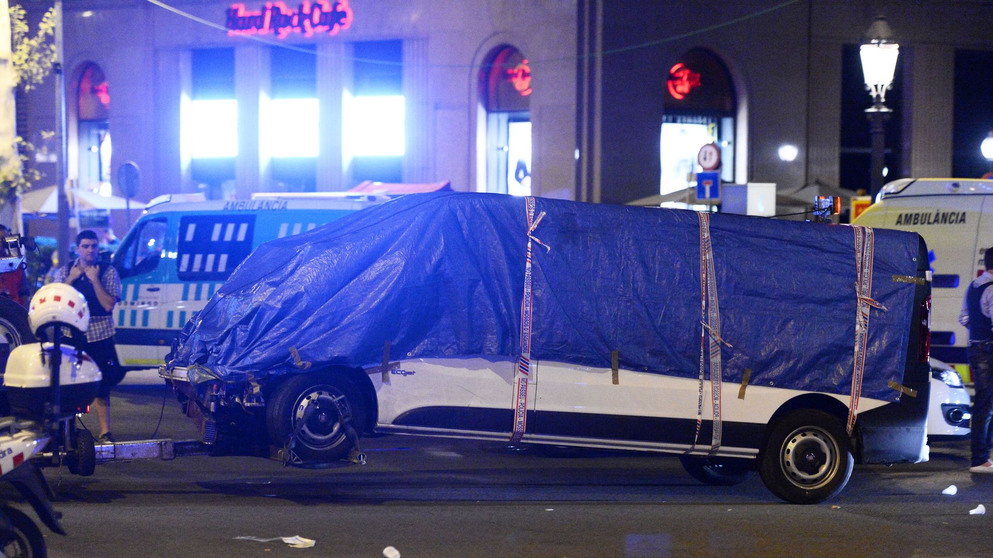 Spain attacks: How the terror in Barcelona and Cambrils unfolded ...