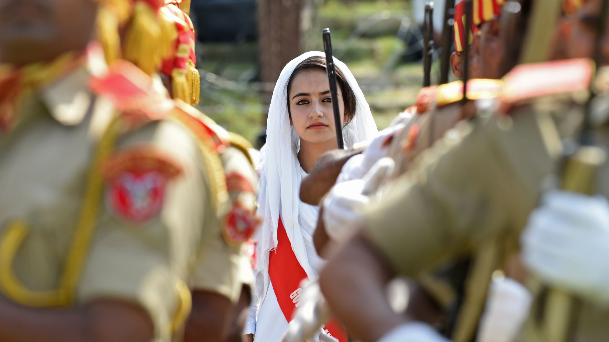 Pomp and ceremony as Modi calls for 'new' India on 70th anniversary ...