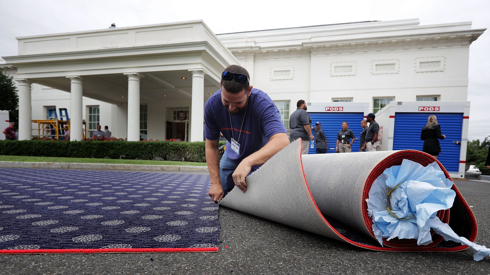 New White House look: Donald Trump orders Oval Office makeover | World ...