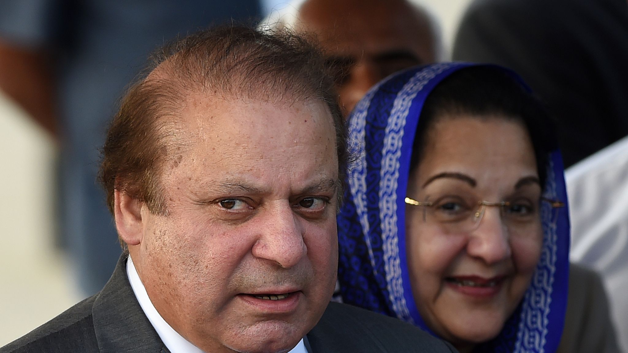 Ousted Pakistan PM Nawaz Sharif's wife in bid to win his seat | World ...