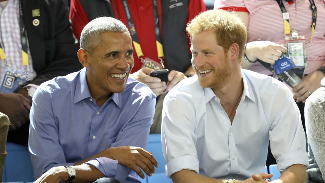 Barack Obama and Prince Harry cheer on athletes at Invictus Games ...