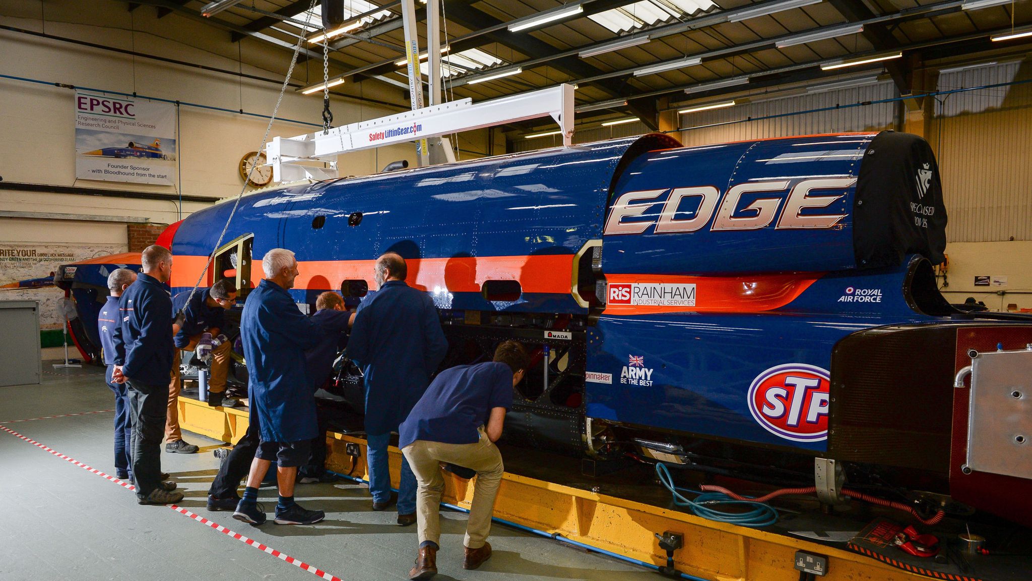 Bloodhound: Jet engine of supersonic 1,000mph car fired up for first ...