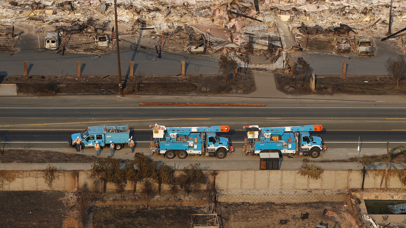Drone footage shows California wildfire damage | World News | Sky News