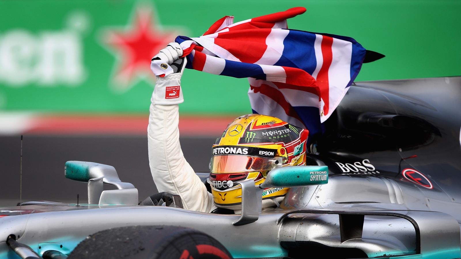 Lewis Hamilton wins fourth Formula One world championship | Breaking ...
