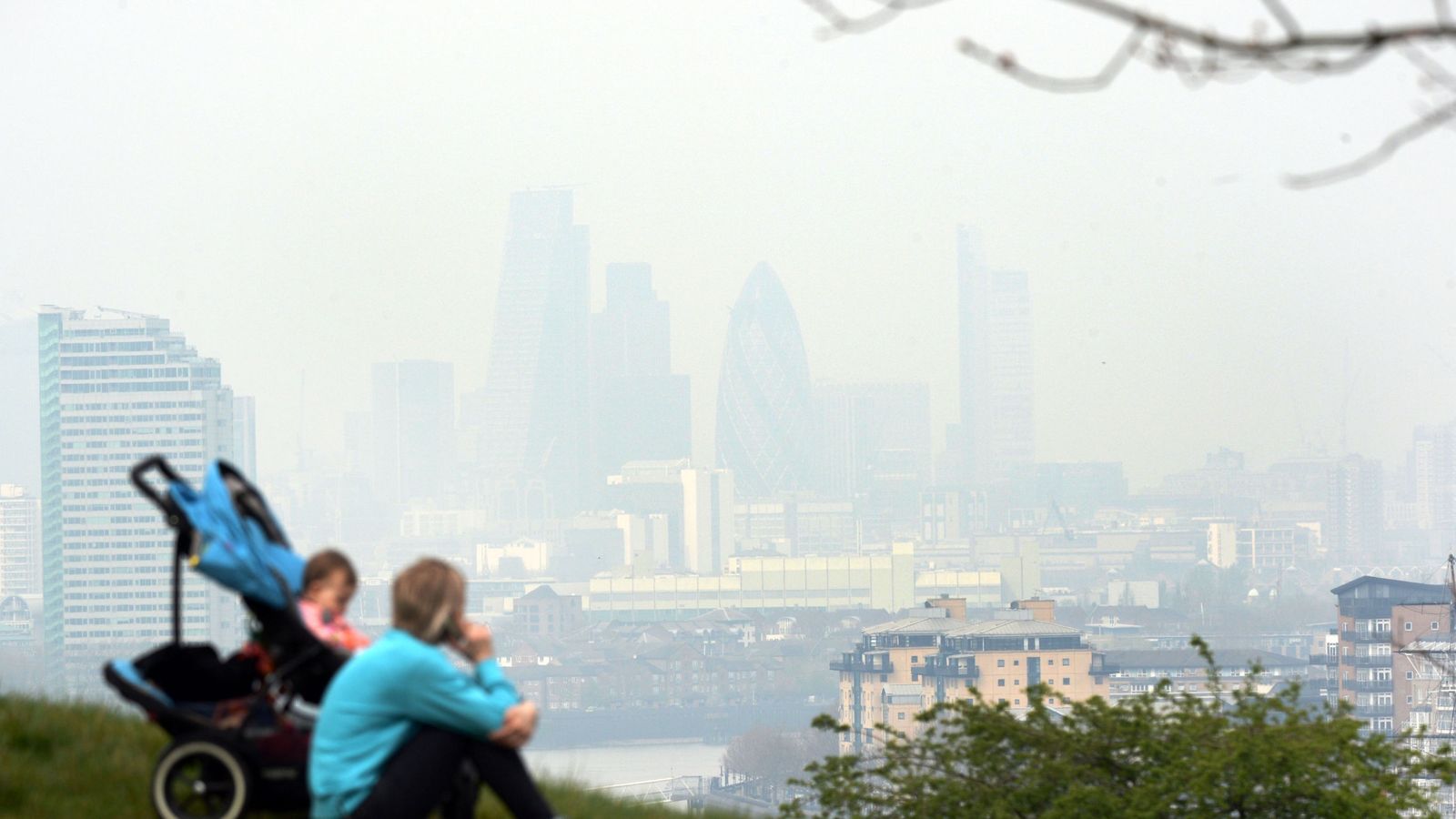 How dangerous is the air where you live? UK's most polluted towns and ...