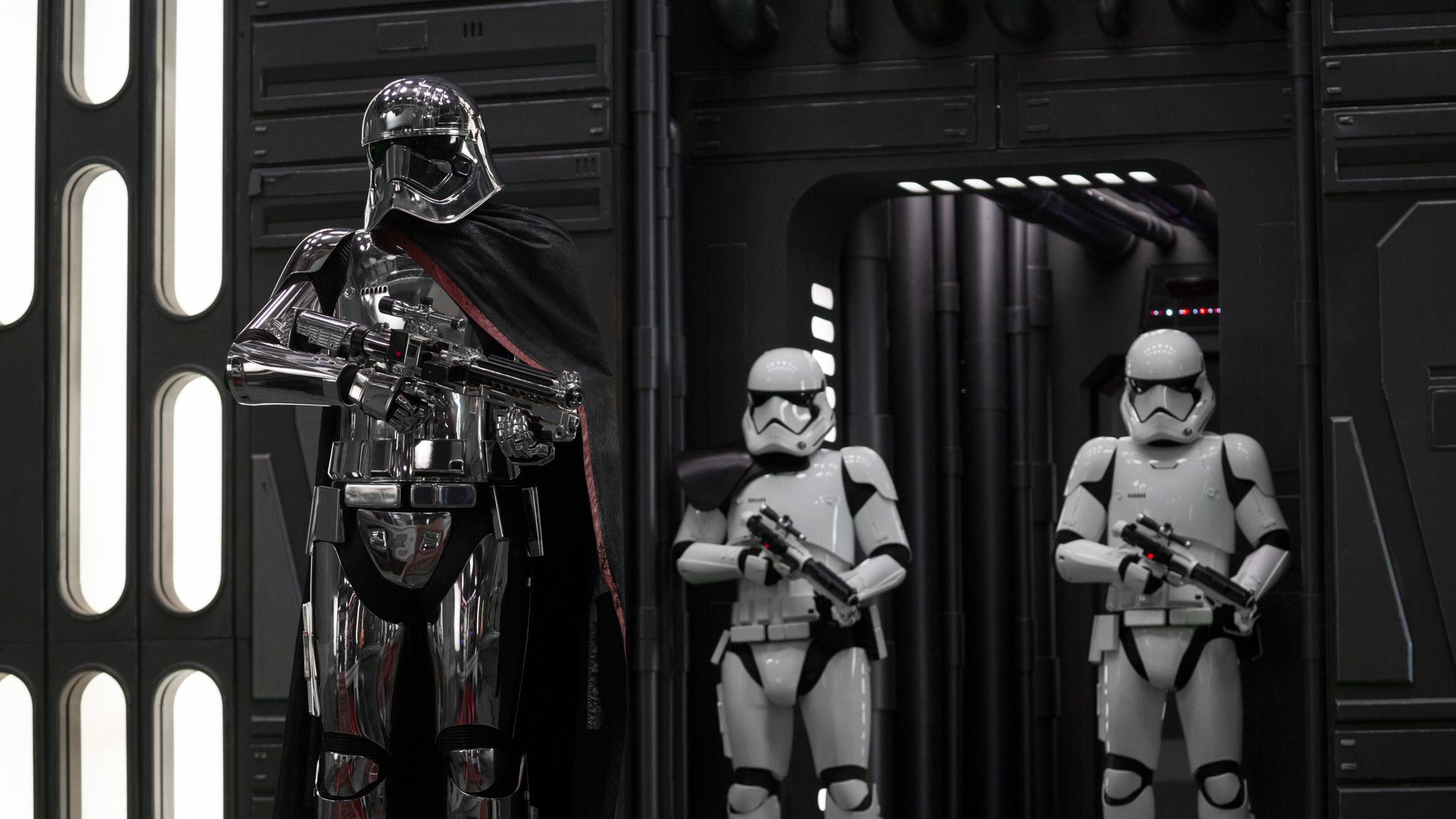 The Last Jedi: New photos and poster released | Ents & Arts News | Sky News