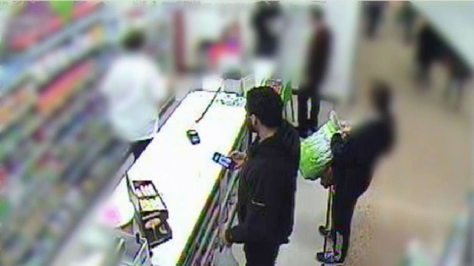 IS Christmas bomb plot: Munir Mohammed and Rowaida el Hassan jailed ...